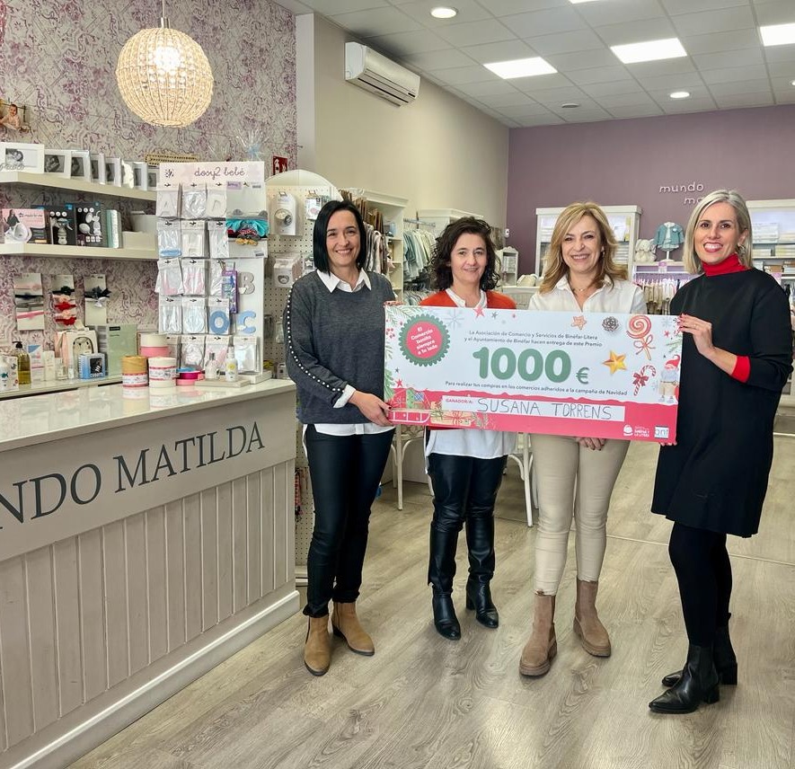 Premio de Navidad: Entrega del Cheque de 1000€